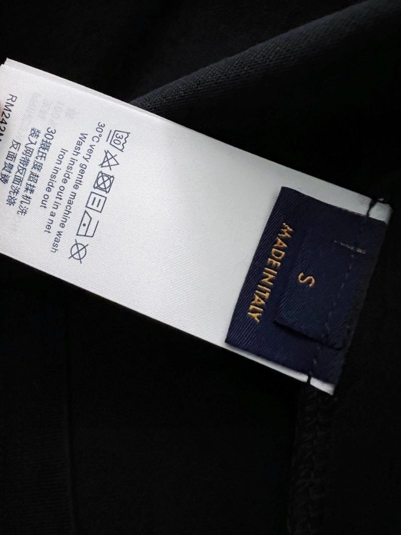 Reasonably priced Louis Vuitton T-Shirts