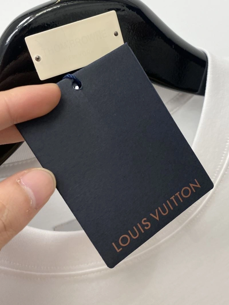 Inexpensive Louis Vuitton T-Shirts