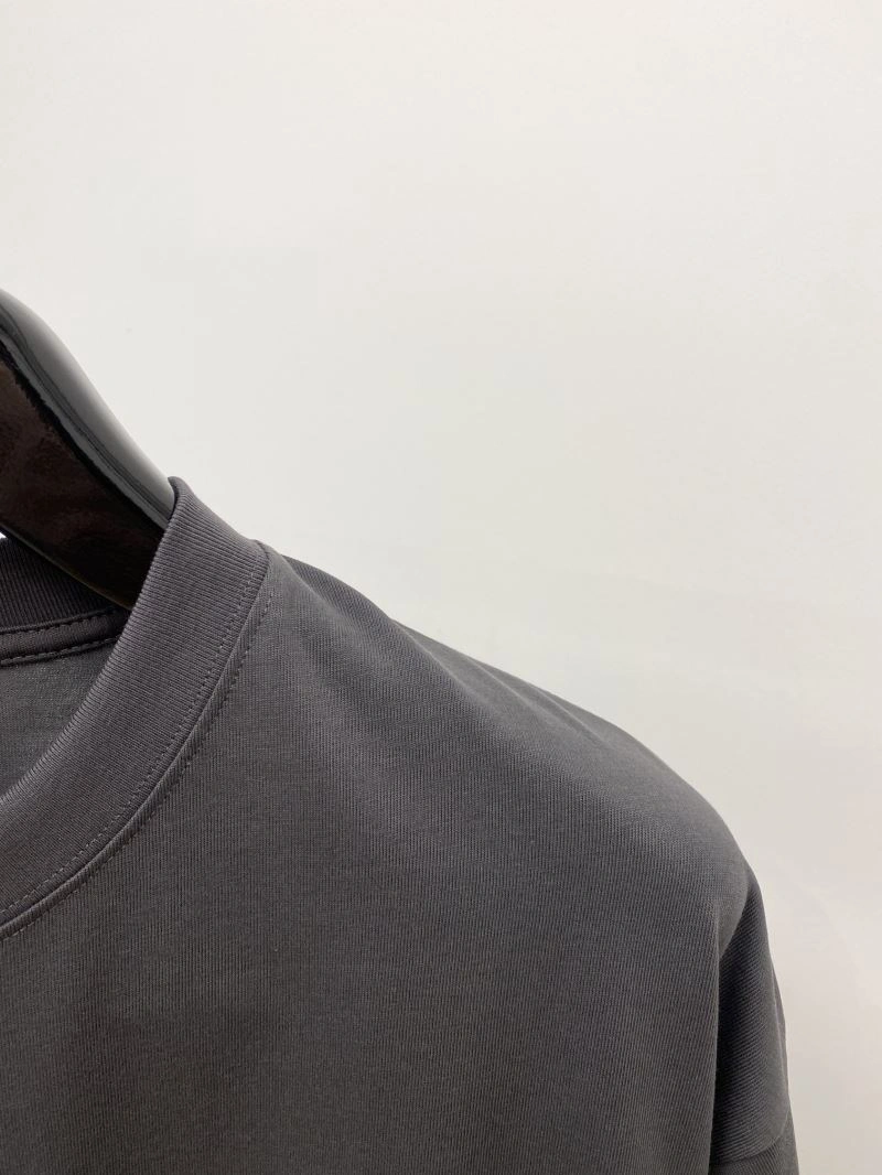 Low-cost Louis Vuitton T-Shirts