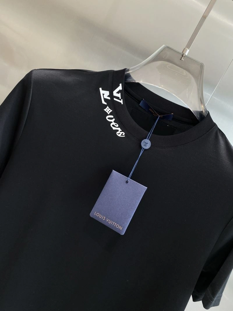 Precise copy Louis Vuitton T-Shirts