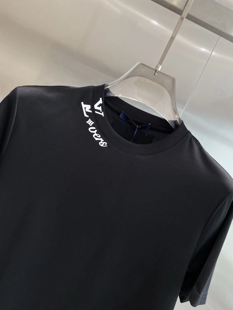 Precise copy Louis Vuitton T-Shirts