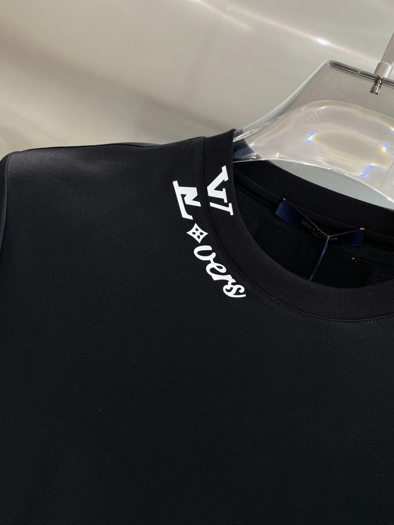 Precise copy Louis Vuitton T-Shirts