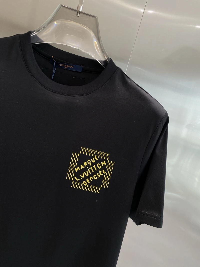 Low-cost Louis Vuitton T-Shirts
