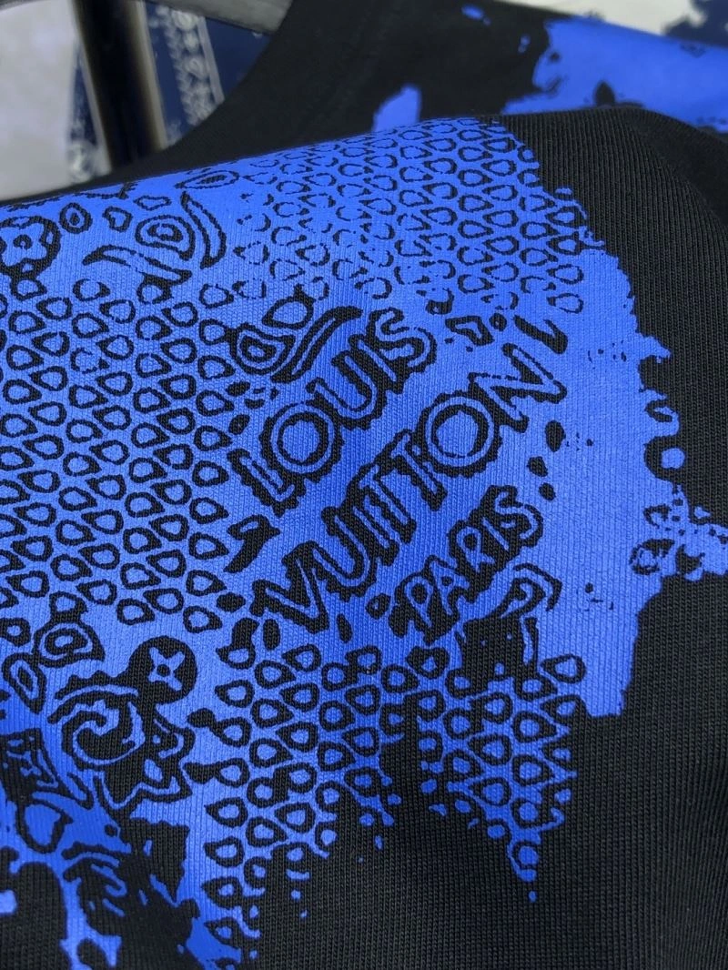 High accuracy Louis Vuitton T-Shirts