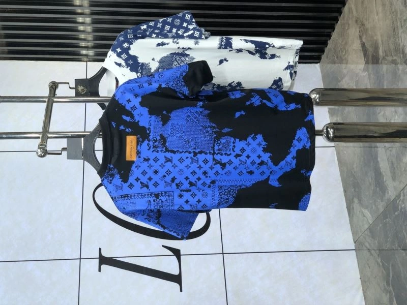 High accuracy Louis Vuitton T-Shirts