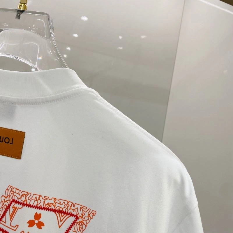 Low-cost Louis Vuitton T-Shirts