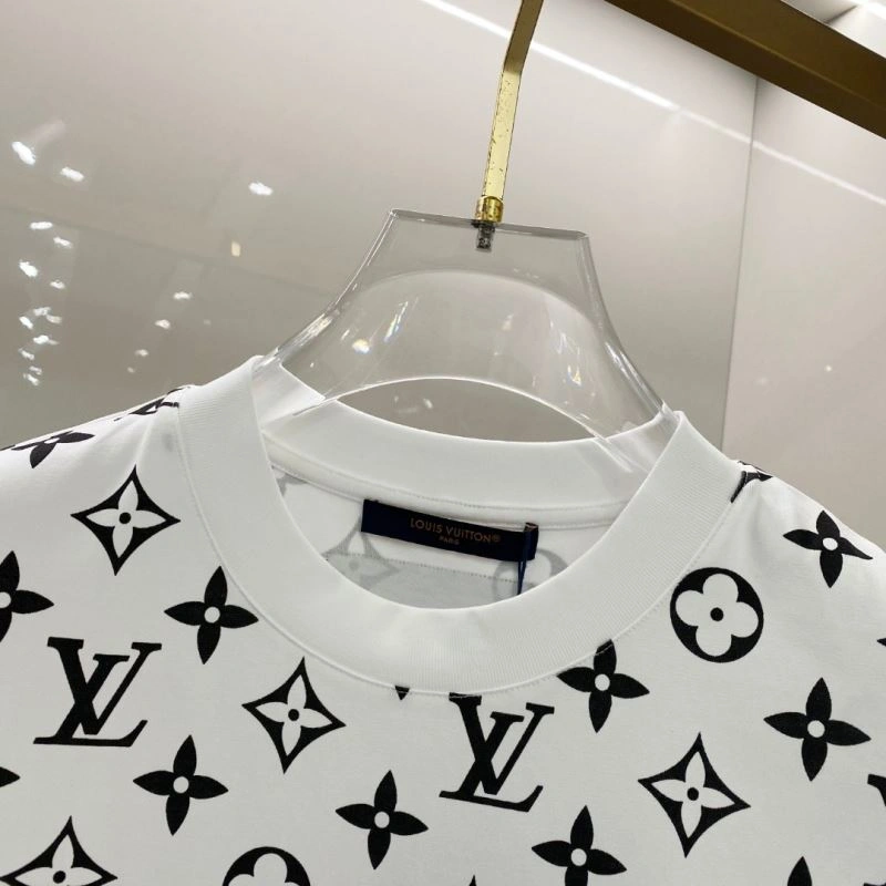 Factory-made Louis Vuitton T-Shirts