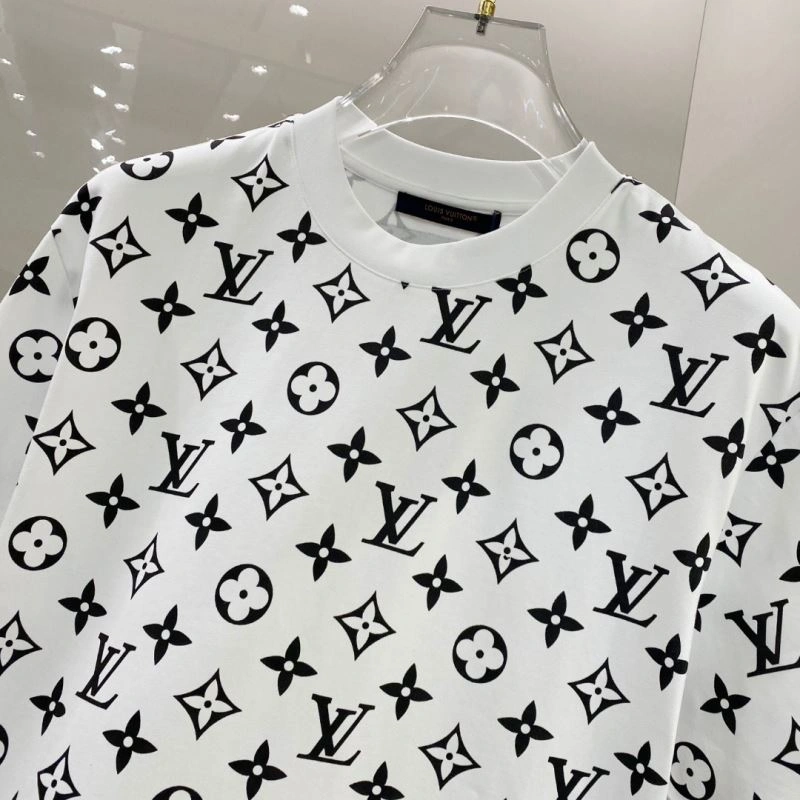Factory-made Louis Vuitton T-Shirts