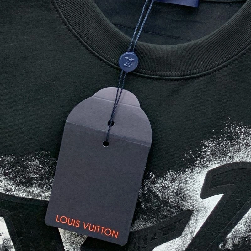 Top match Louis Vuitton T-Shirts