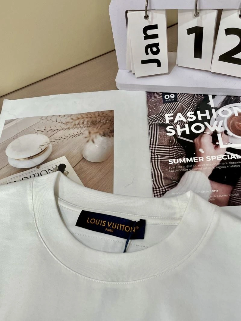 Bargain Louis Vuitton T-Shirts