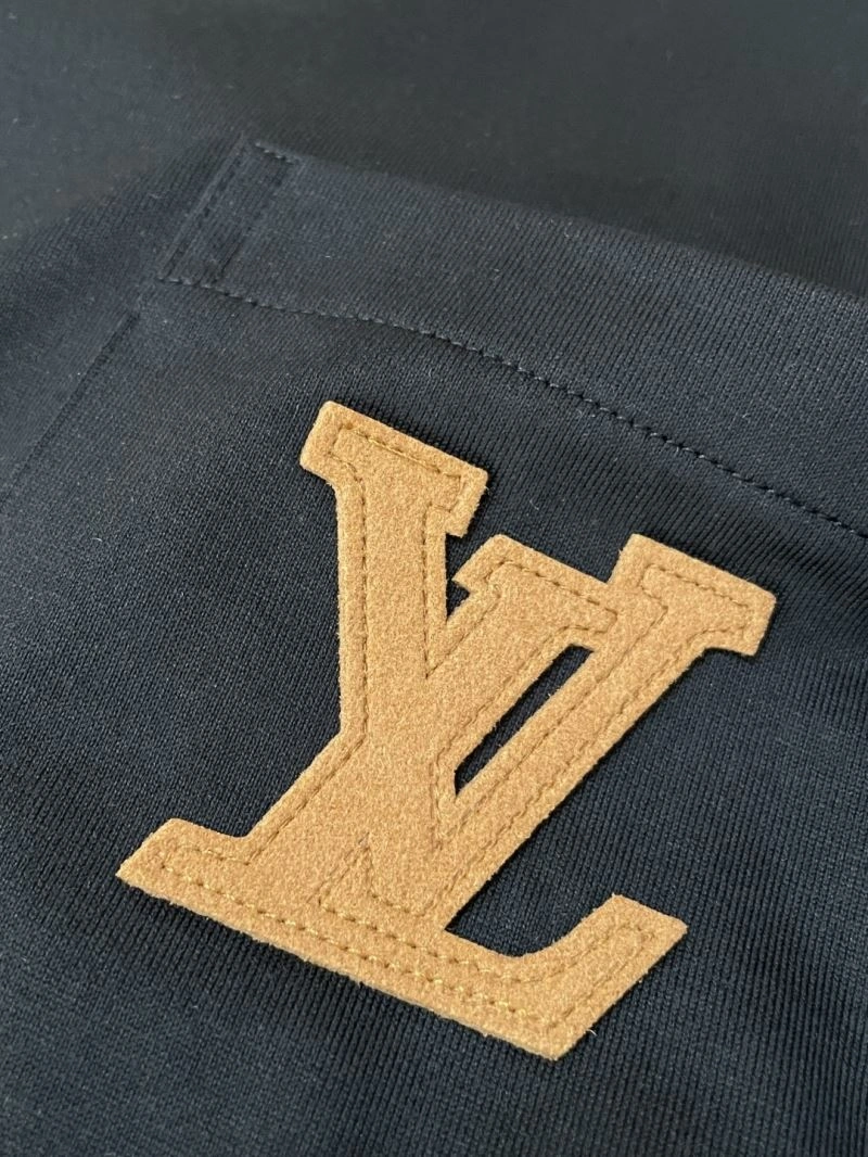 Bargain Louis Vuitton T-Shirts