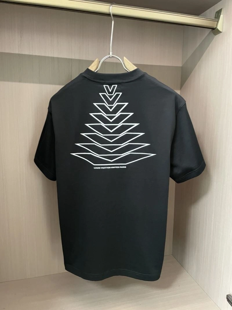 Reasonably priced Louis Vuitton T-Shirts