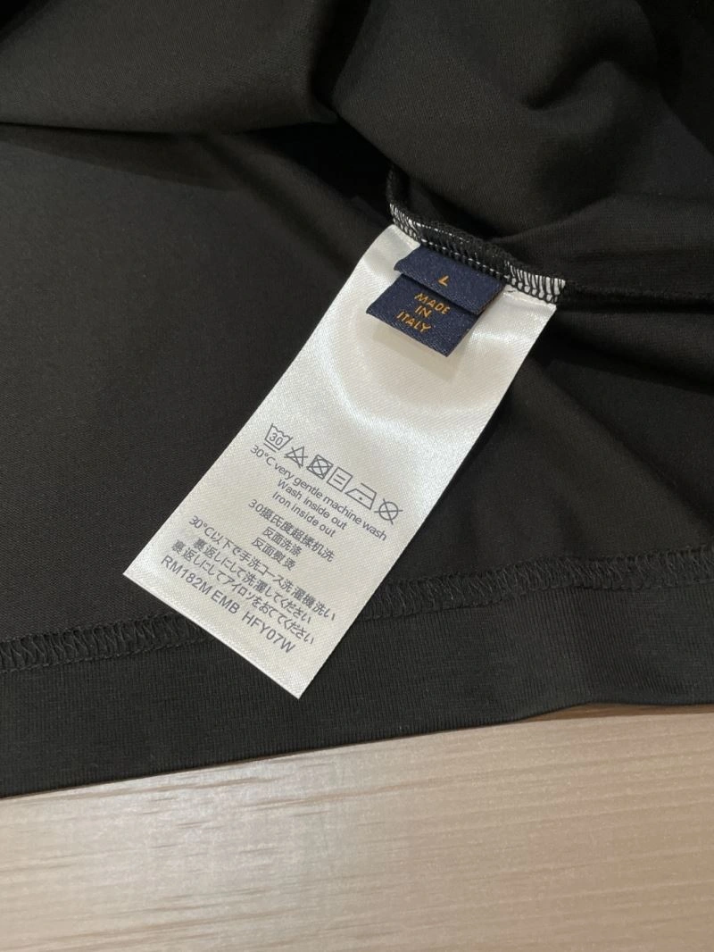 Reasonably priced Louis Vuitton T-Shirts