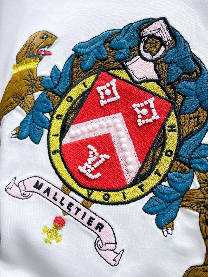 Factory-made Louis Vuitton T-Shirts