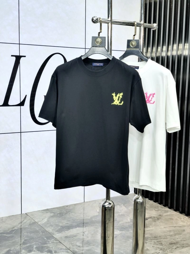 Top match Louis Vuitton T-Shirts