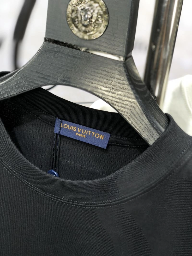 Top match Louis Vuitton T-Shirts