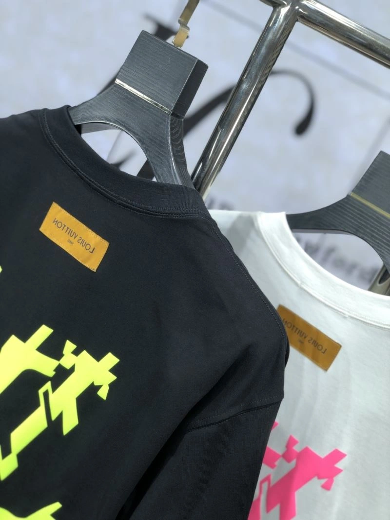 Top match Louis Vuitton T-Shirts