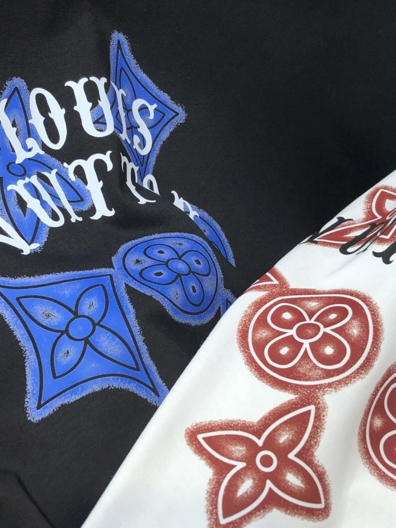 Exact replica Louis Vuitton T-Shirts