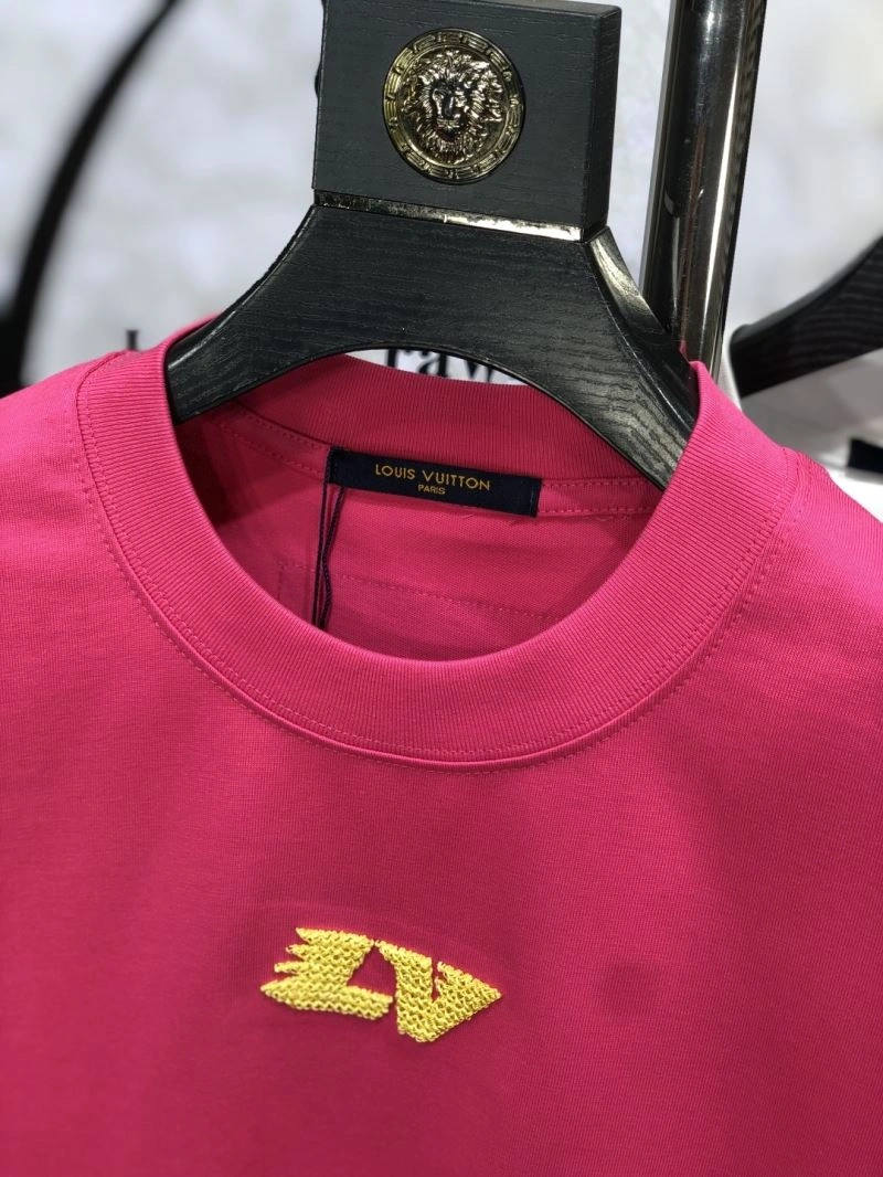 Exact replica Louis Vuitton T-Shirts