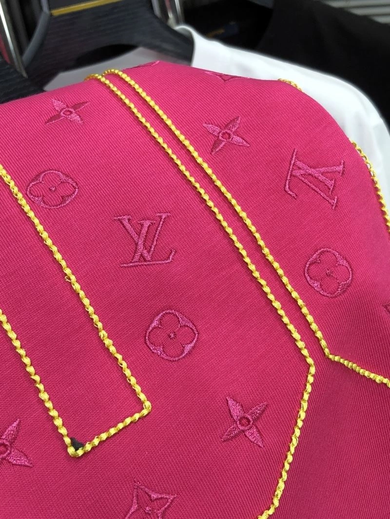 Exact replica Louis Vuitton T-Shirts
