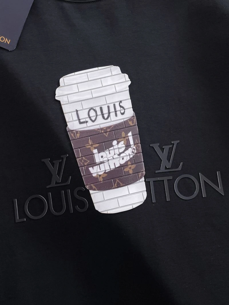 Bargain Louis Vuitton T-Shirts