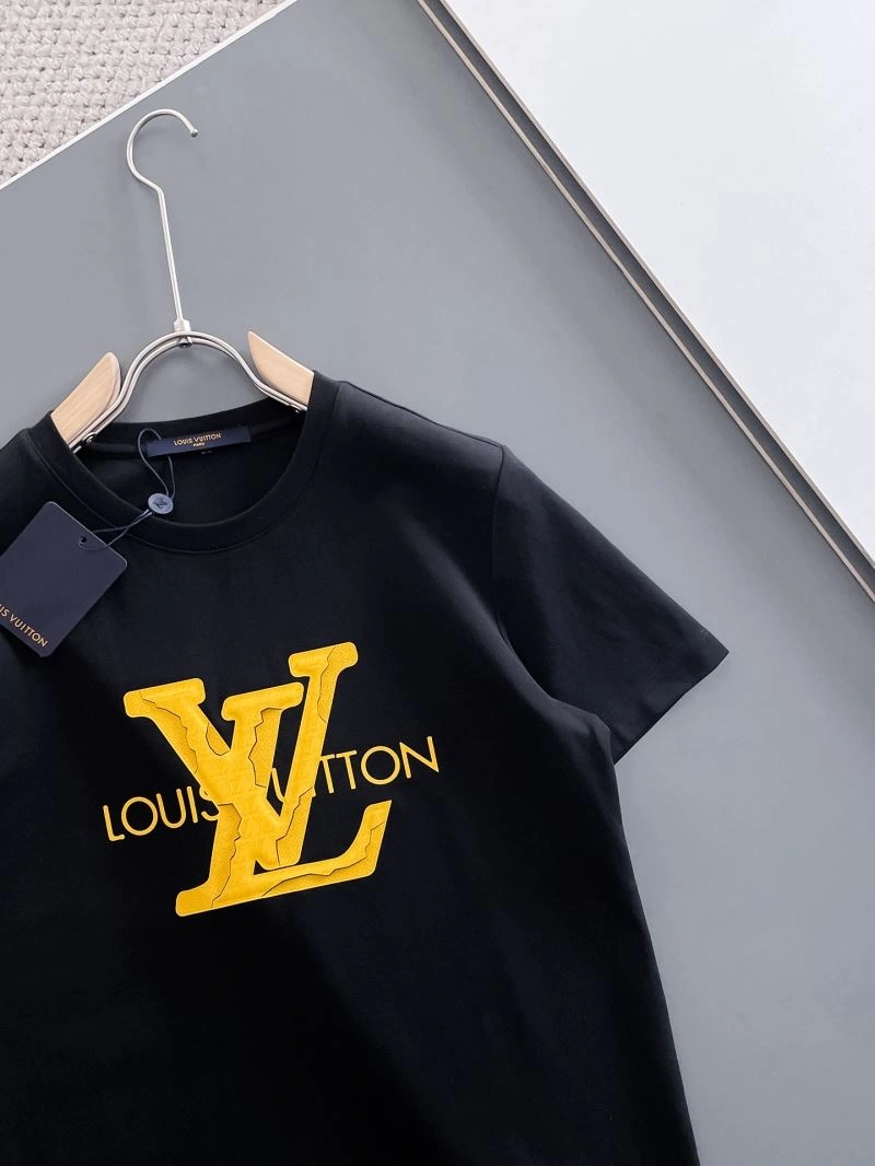 Exact replica Louis Vuitton T-Shirts