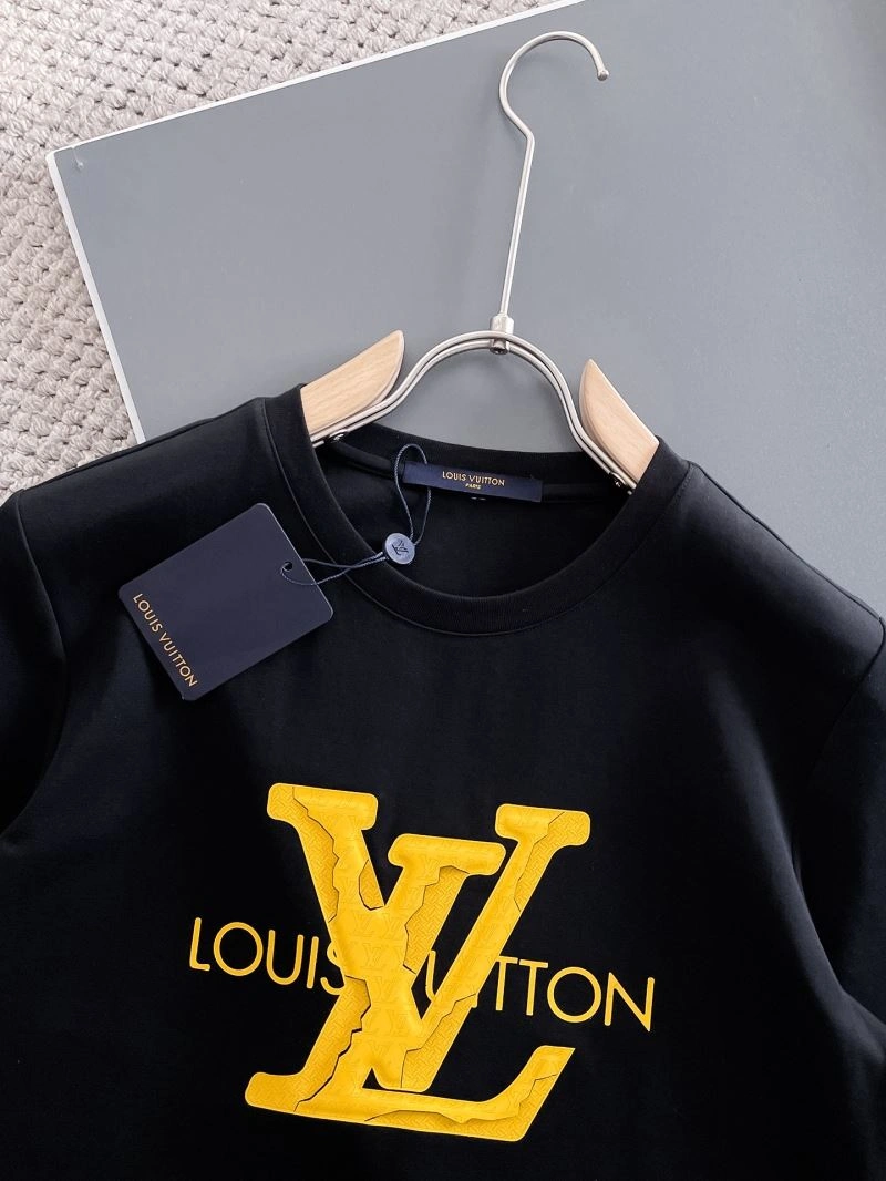 Exact replica Louis Vuitton T-Shirts