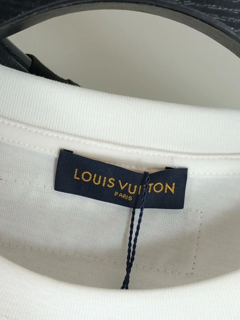 Top match Louis Vuitton T-Shirts