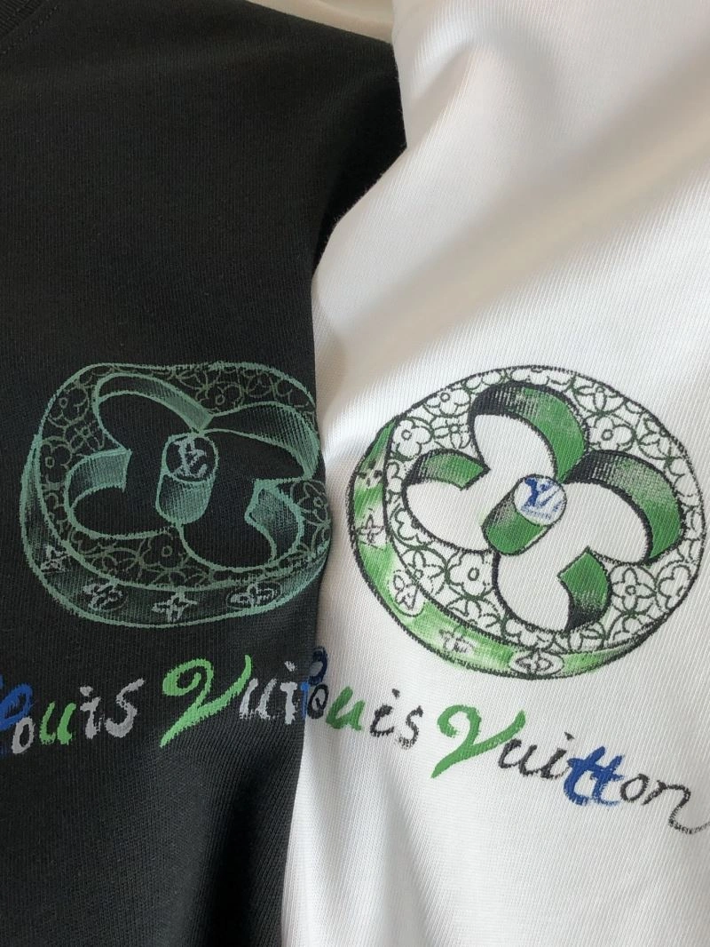 Top match Louis Vuitton T-Shirts