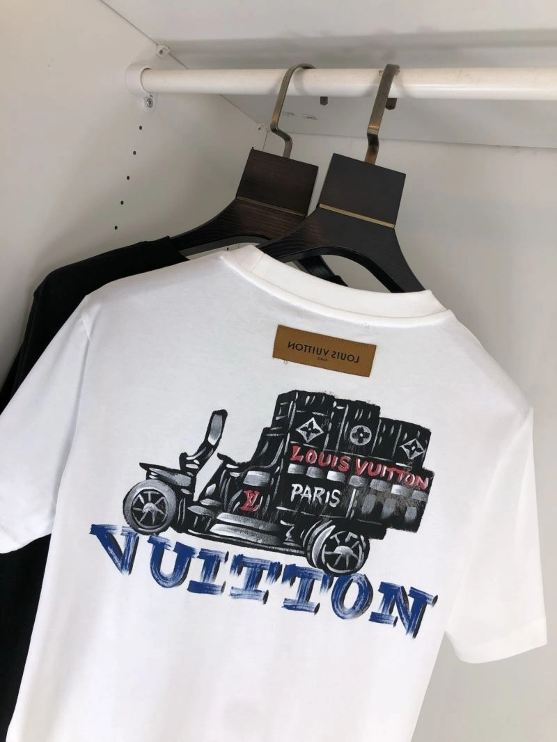 Indistinguishable Louis Vuitton T-Shirts