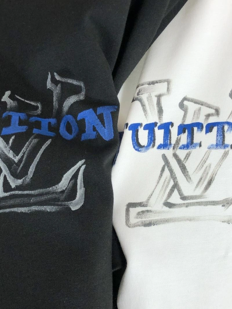 Indistinguishable Louis Vuitton T-Shirts