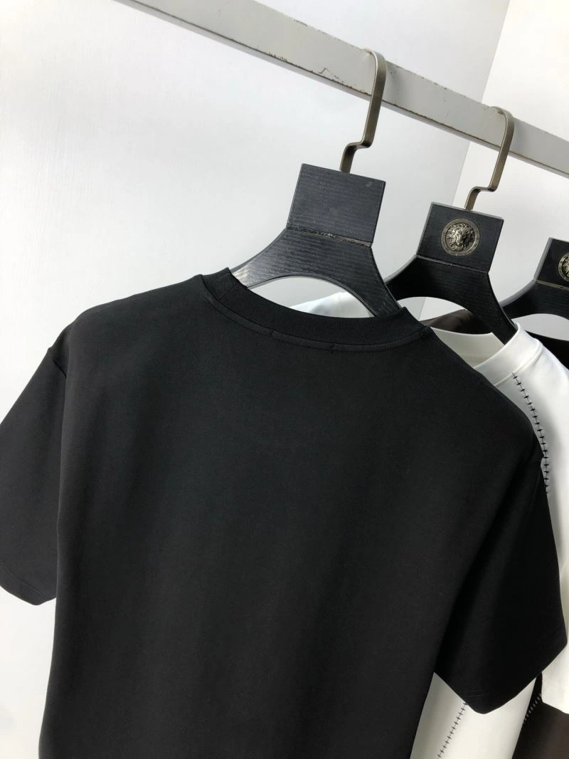 Cut-rate Louis Vuitton T-Shirts