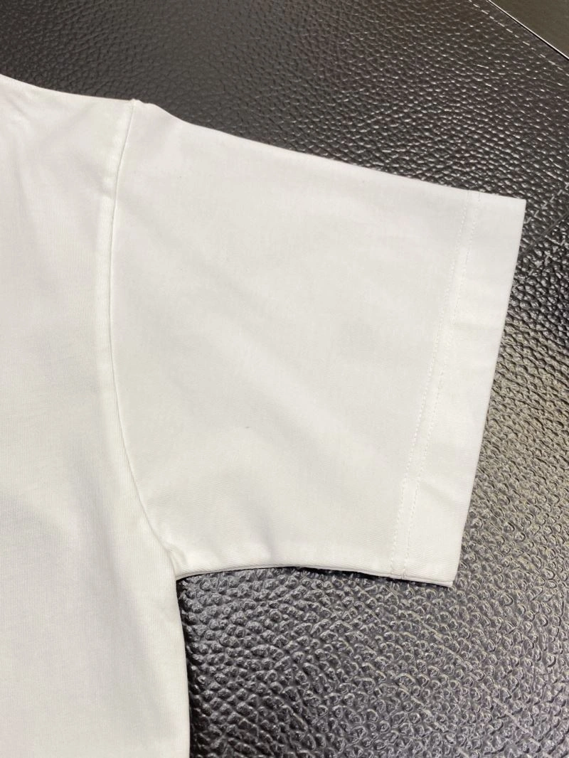Cut-rate Louis Vuitton T-Shirts