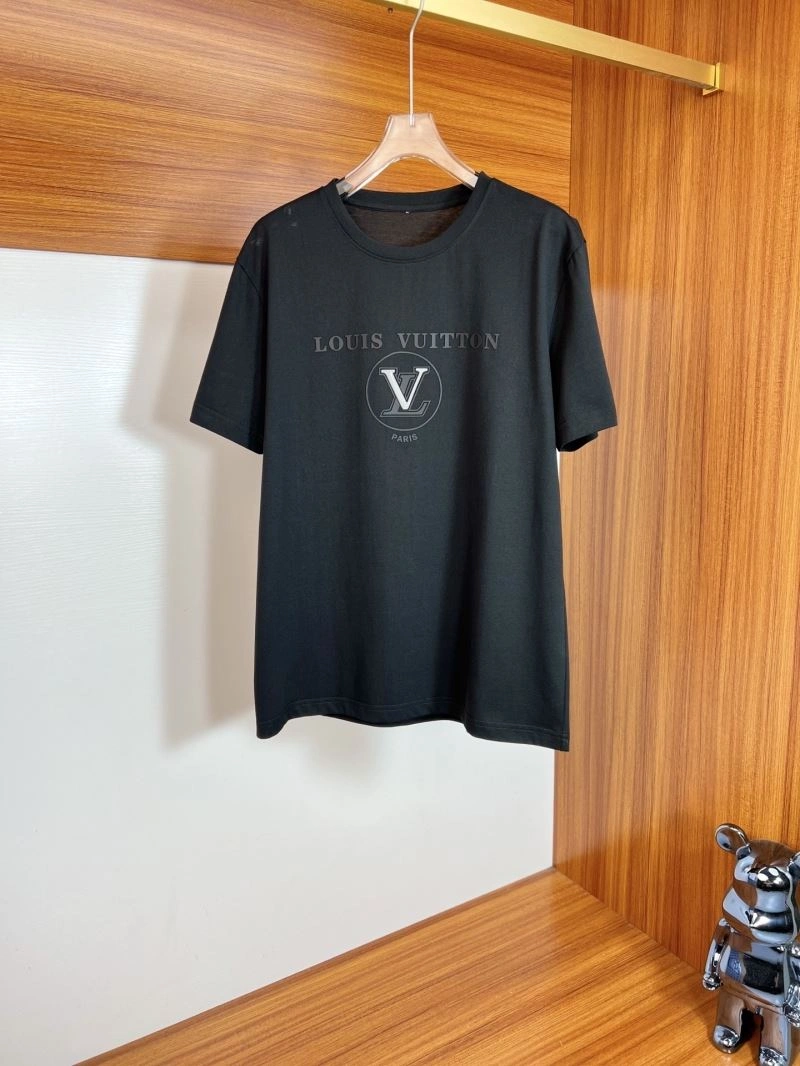 Exact replica Louis Vuitton T-Shirts