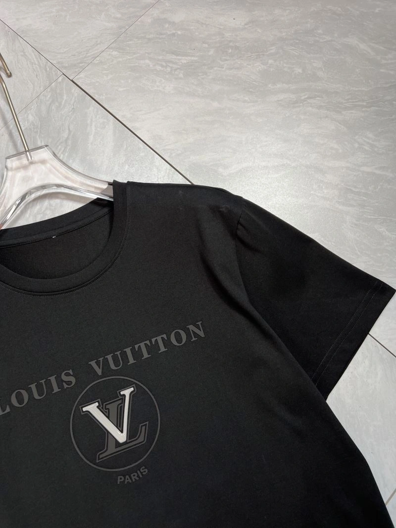 Exact replica Louis Vuitton T-Shirts