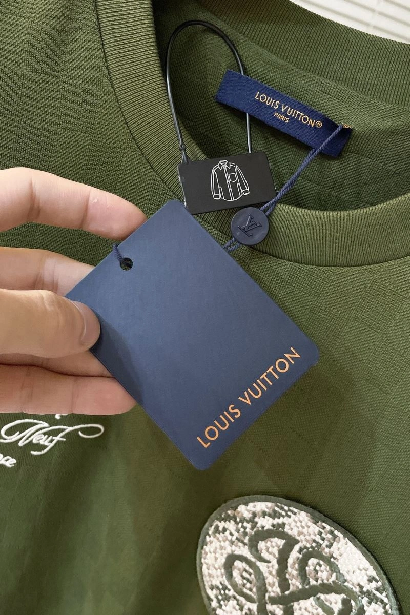 Reasonably priced Louis Vuitton T-Shirts