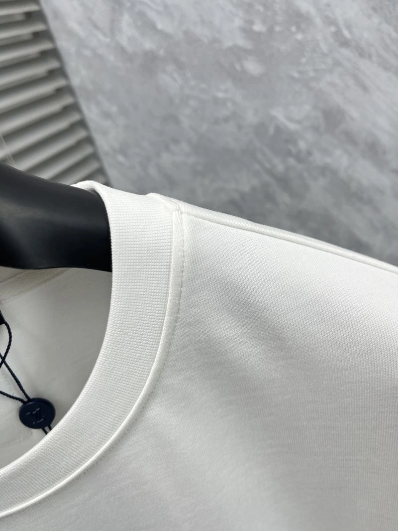 Low-cost Louis Vuitton T-Shirts