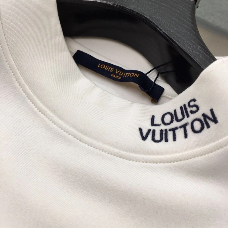 Low-cost Louis Vuitton T-Shirts