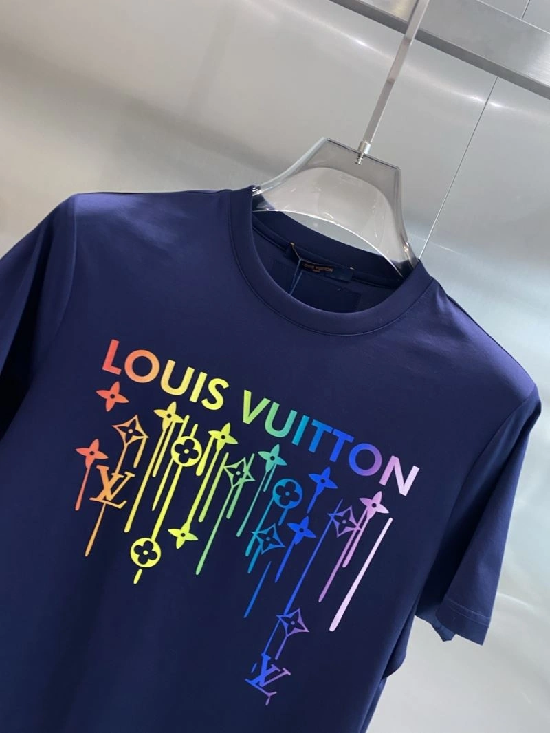Indistinguishable Louis Vuitton T-Shirts