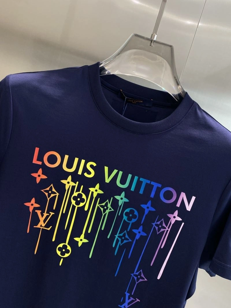 Indistinguishable Louis Vuitton T-Shirts