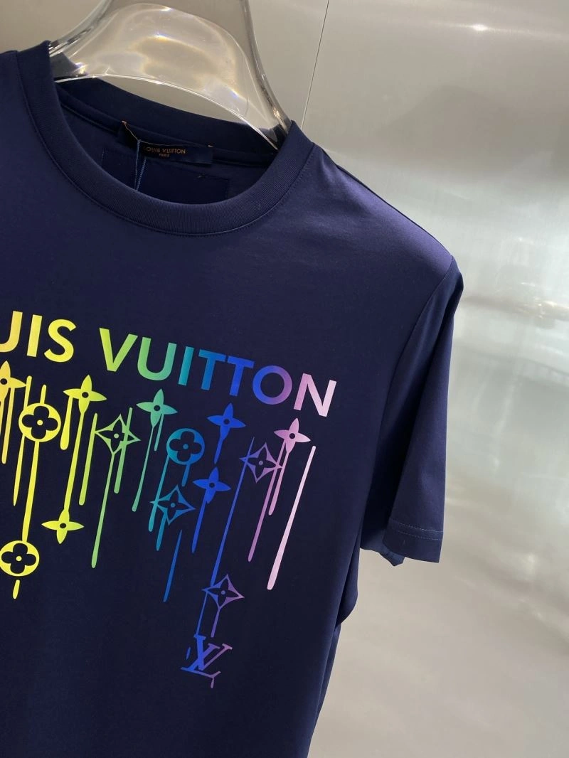 Indistinguishable Louis Vuitton T-Shirts