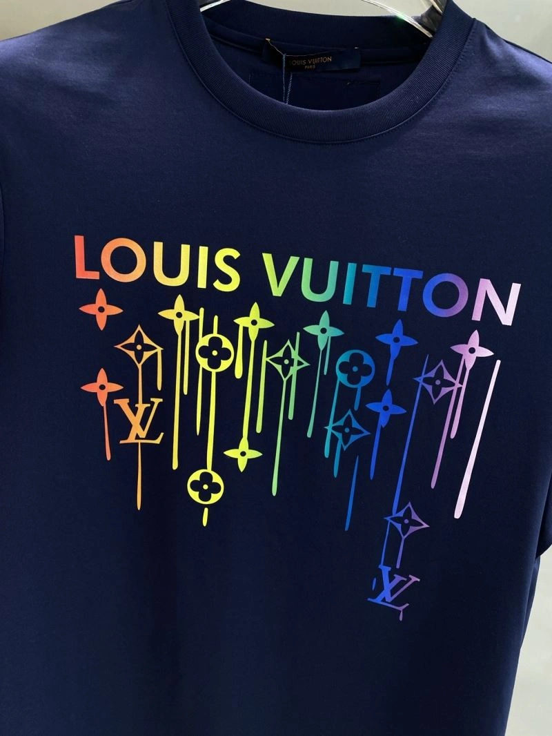 Indistinguishable Louis Vuitton T-Shirts
