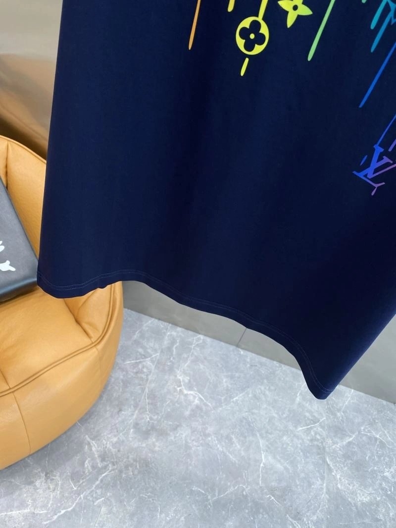 Indistinguishable Louis Vuitton T-Shirts