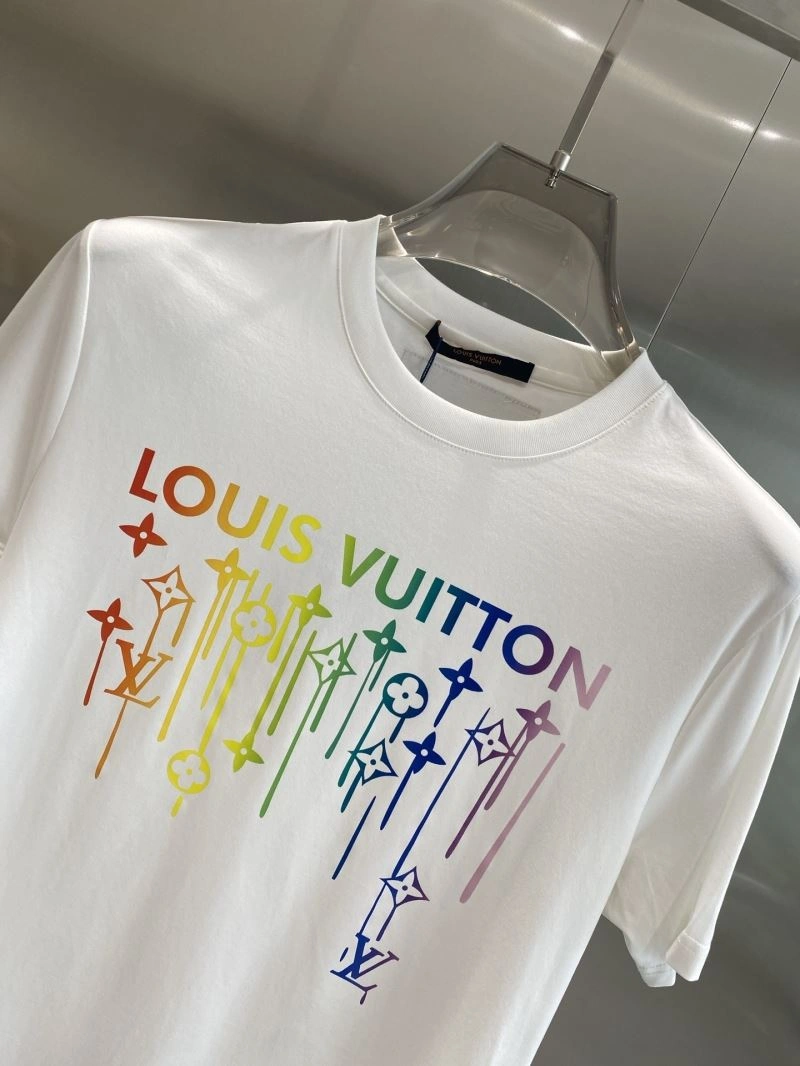 Top match Louis Vuitton T-Shirts