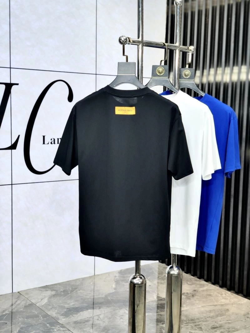 Bargain Louis Vuitton T-Shirts