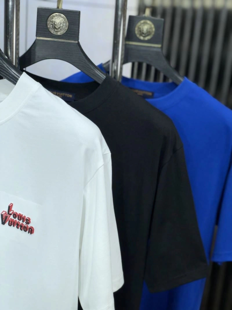 Bargain Louis Vuitton T-Shirts