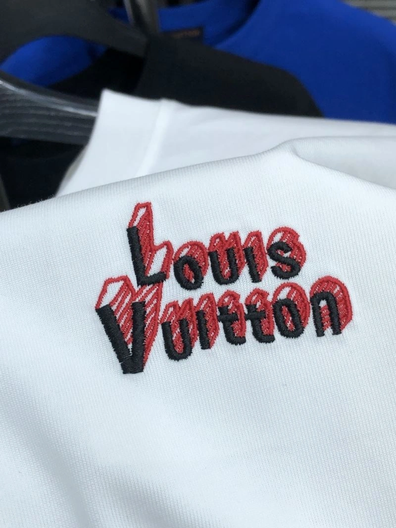 Bargain Louis Vuitton T-Shirts
