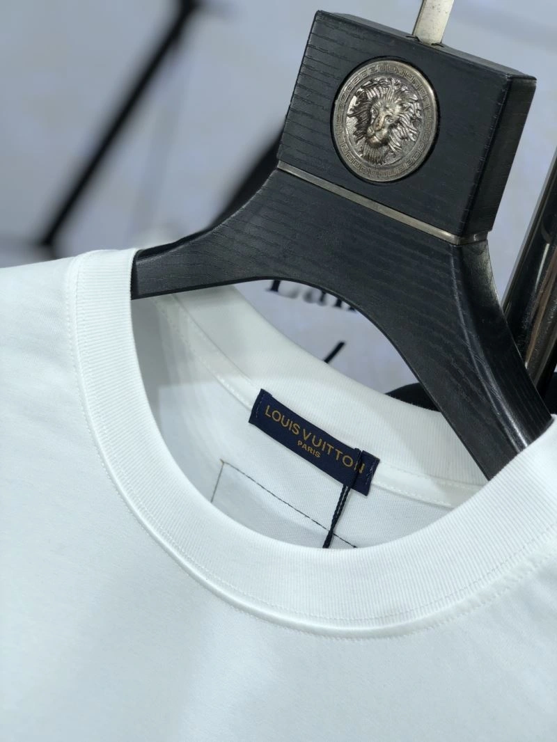 Exact replica Louis Vuitton T-Shirts