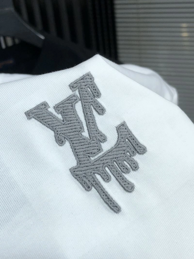 Exact replica Louis Vuitton T-Shirts