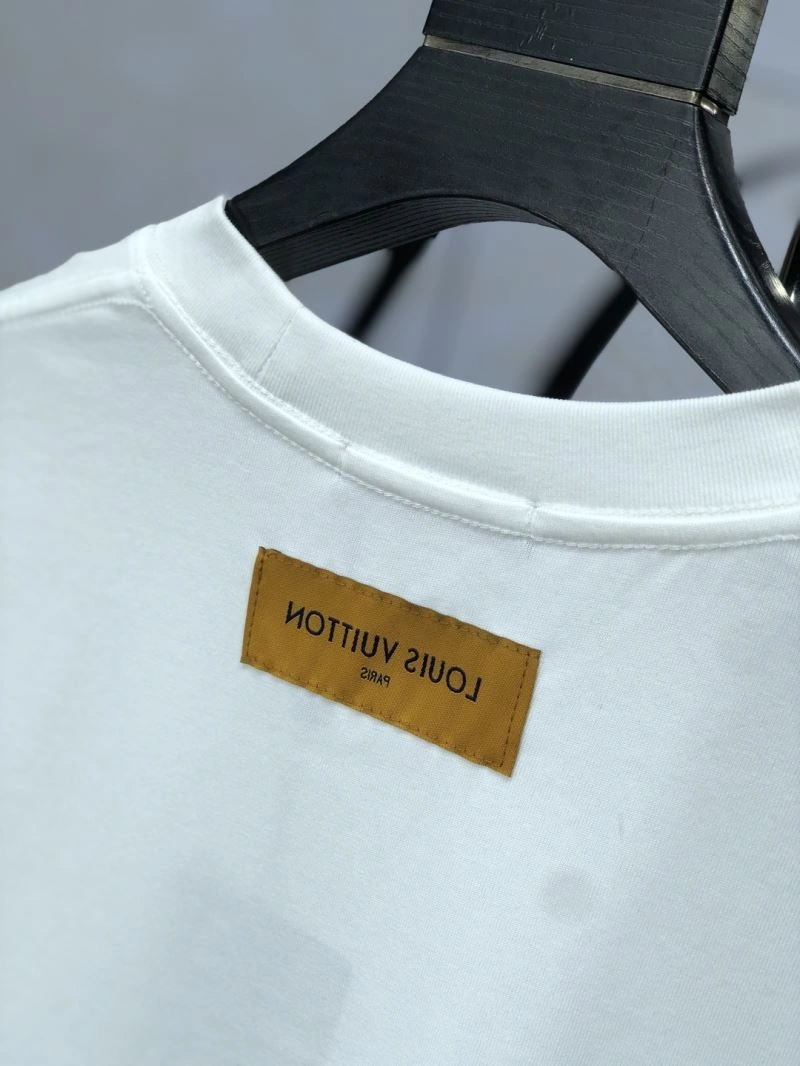 Exact replica Louis Vuitton T-Shirts
